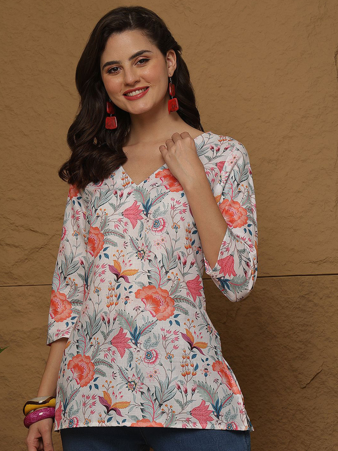 Buy Anouk Rustic Ethnic Motifs Printed V Neck Kurti - Kurtis for Women ...