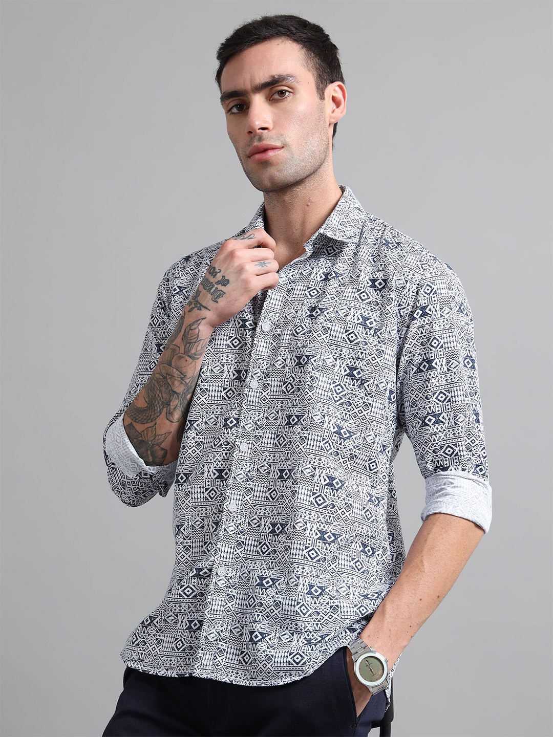 Buy RIGS AND RAGS Men Slubscape Classic Printed Spread Collar Slim Fit ...