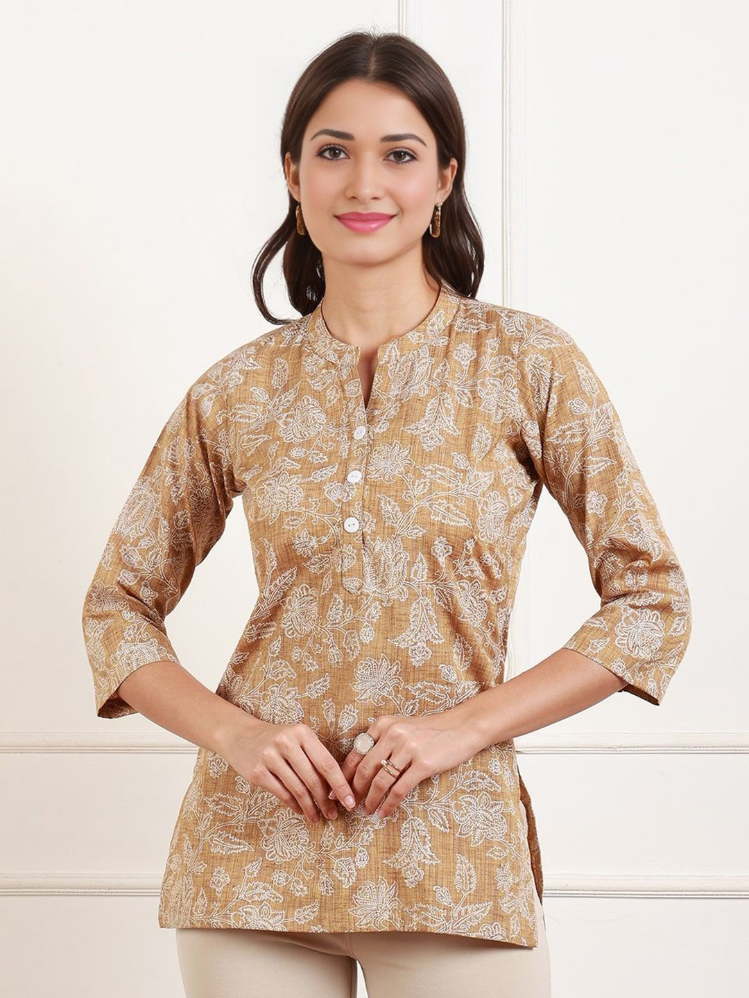 Buy True Shape Floral Printed Mandarin Collar Short Kurti - Kurtis for ...