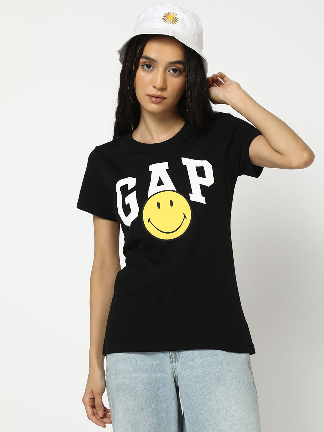 Buy GAP Smiley Brand Logo Print Pure Cotton T Shirt - Tshirts for Women ...