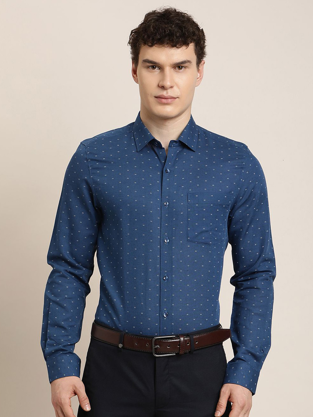 Buy Turtle Classic Micro Ditsy Printed Spread Collar Formal Slim Fit ...