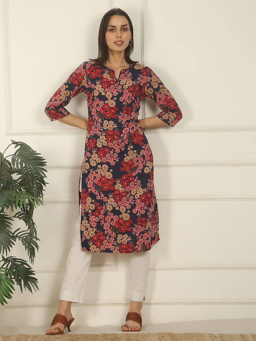 Buy W Floral Printed Thread Work Notch Neck Straight Kurta - Kurtas for Women 34005881 | Myntra