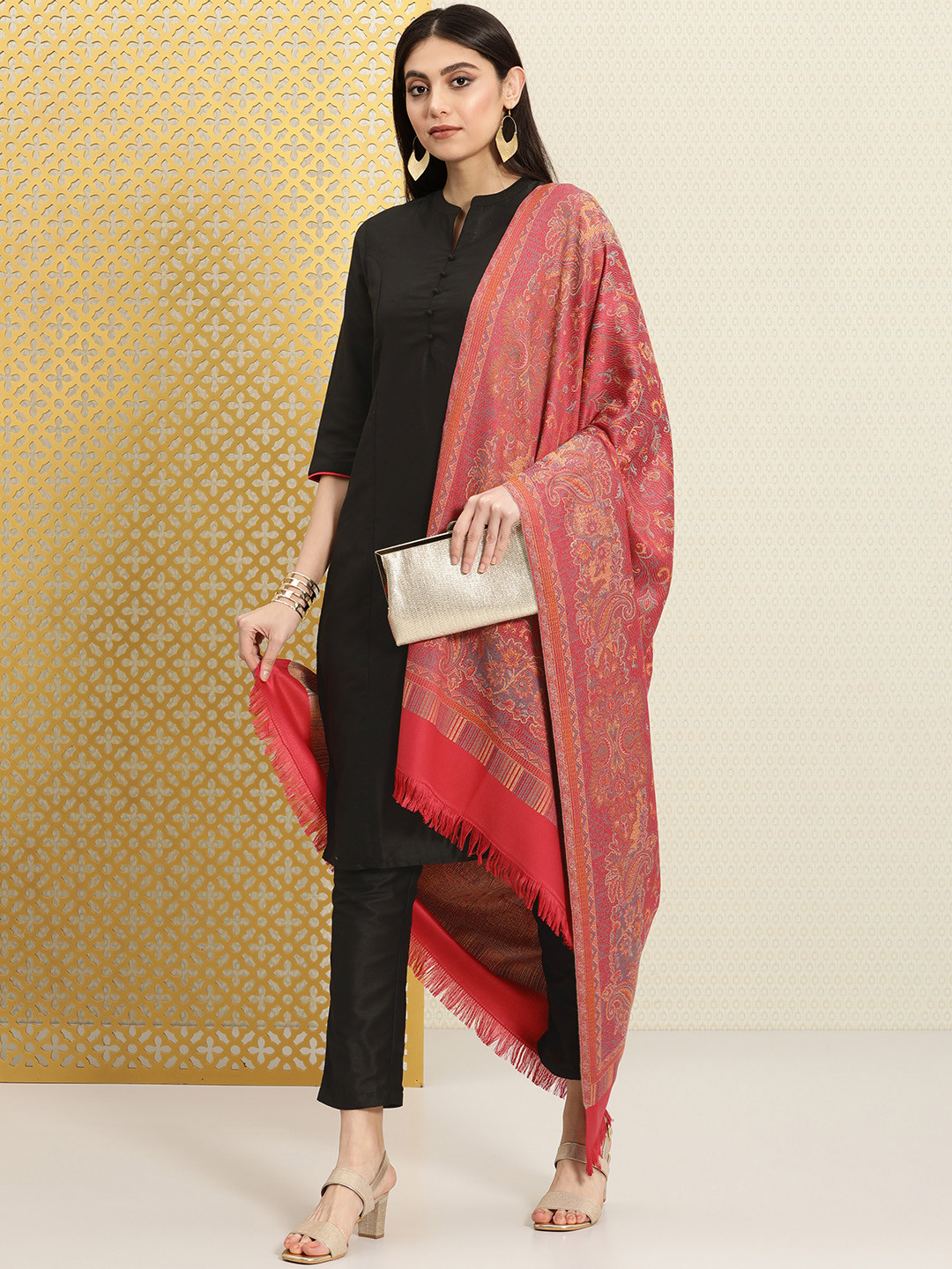 Buy House Of Pataudi Women Jashn Kurta With Trousers & Shawl - Kurta ...