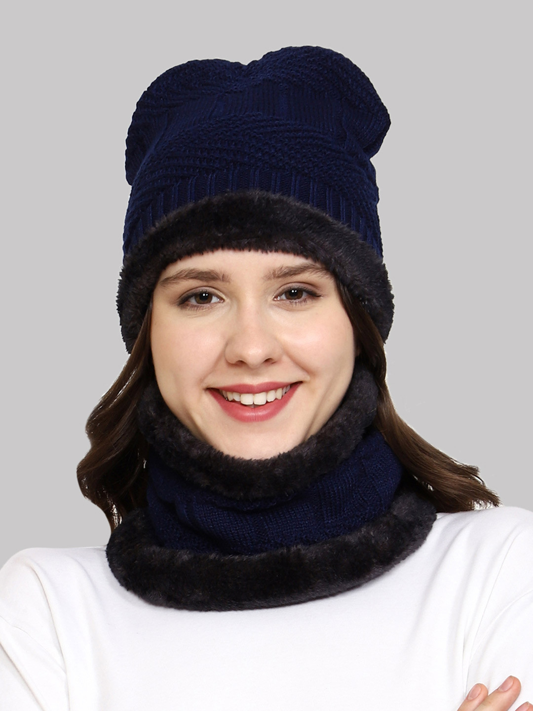 Buy WEAVERS VILLA Women Navy Blue Beanie - Caps for Women 20280880 | Myntra