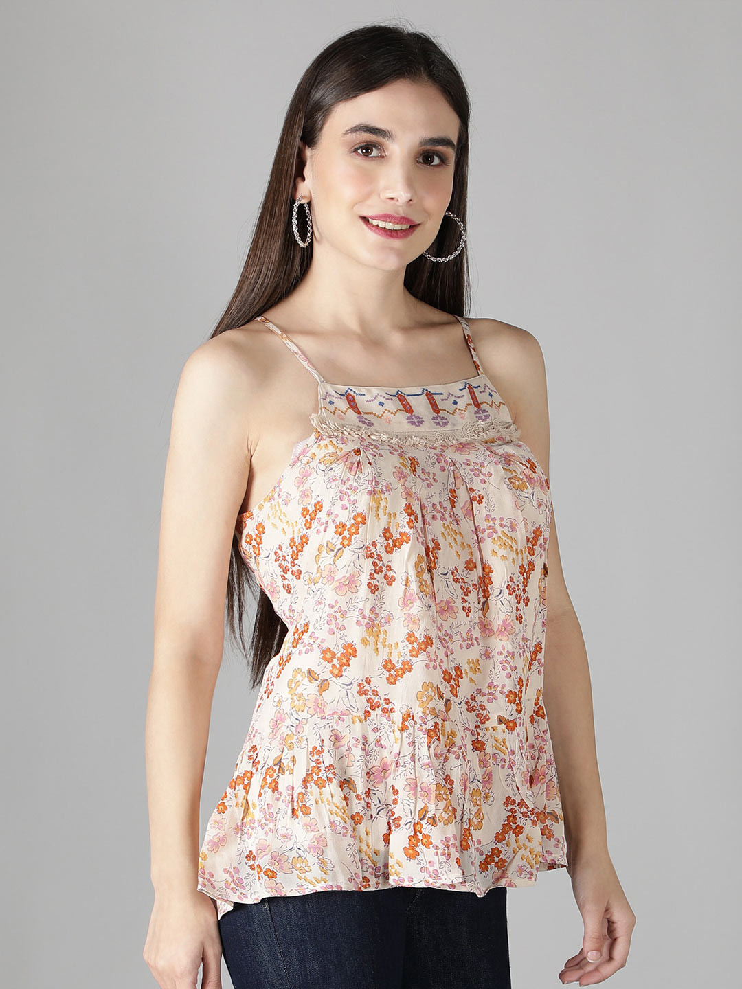 Buy DEBONATELLA Peach Coloured Floral Print Crepe Top - Tops for Women 20290644 | Myntra