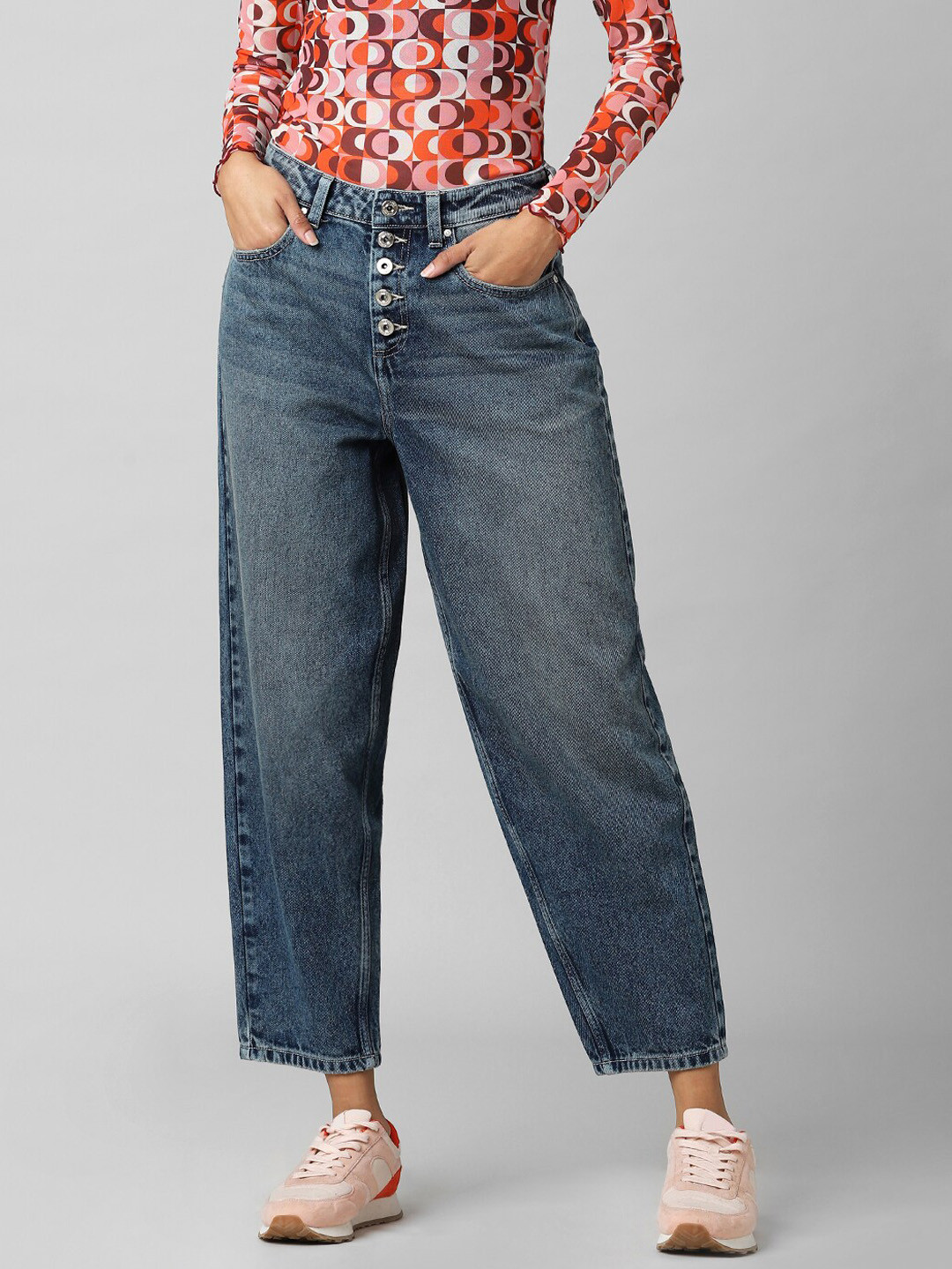 Buy ONLY Women Blue Relaxed Fit High Rise Light Fade Jeans - Jeans for ...