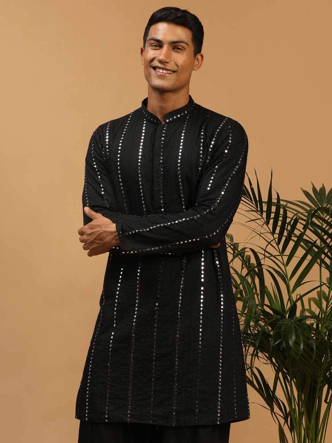 Buy VASTRAMAY Men Black Mirror Work Kurta - Kurtas for Men 20350752 ...