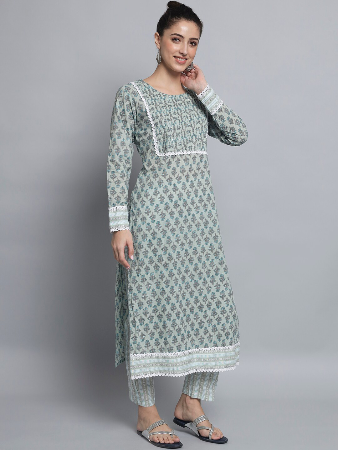 Buy Silai Bunai Women Green Ethnic Motifs Printed Pure Cotton Kurta ...