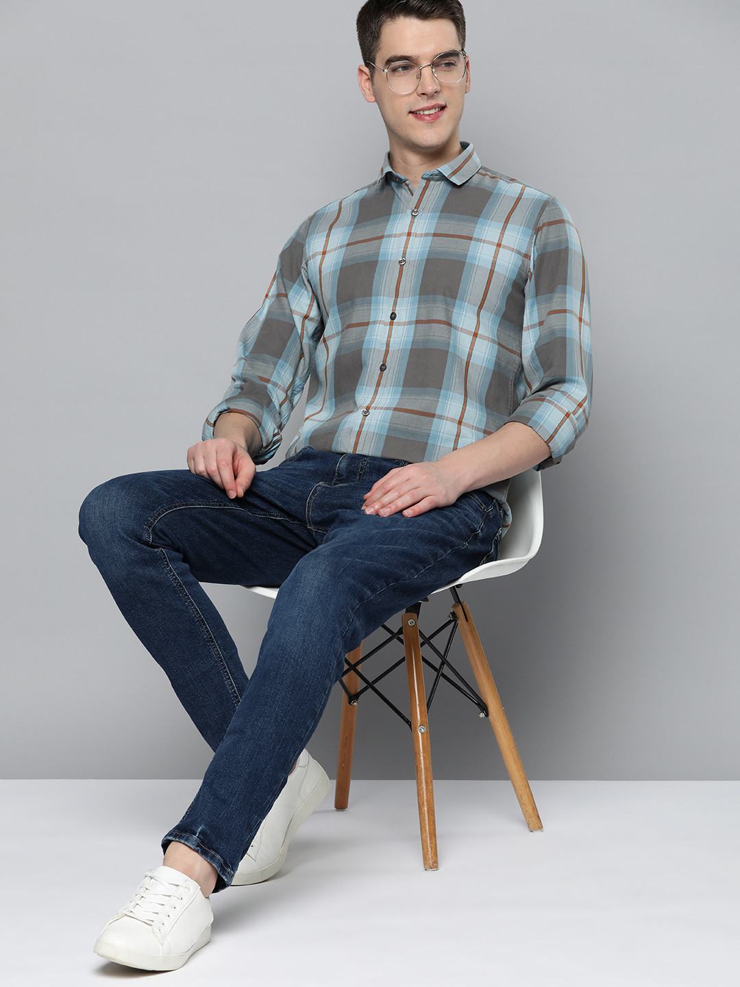 Buy Mast & Harbour Men Blue Pure Cotton Tartan Checks Casual Shirt ...