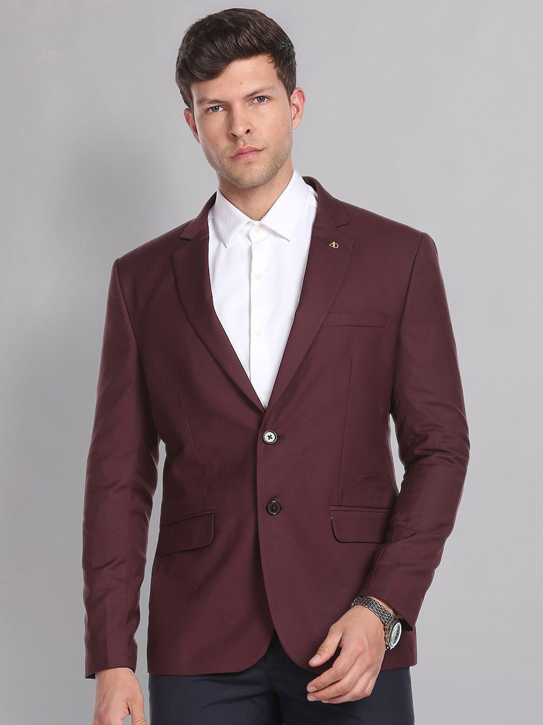 Buy AD By Arvind Men Maroon Solid Tailored Fit Twill Weave Single ...