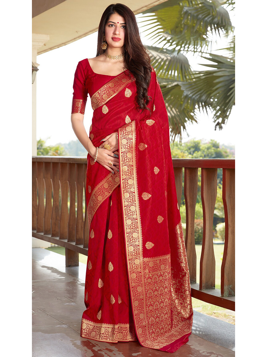 Buy MONJOLIKA FASHION Red Woven Design Zari Silk Blend Banarasi Saree ...