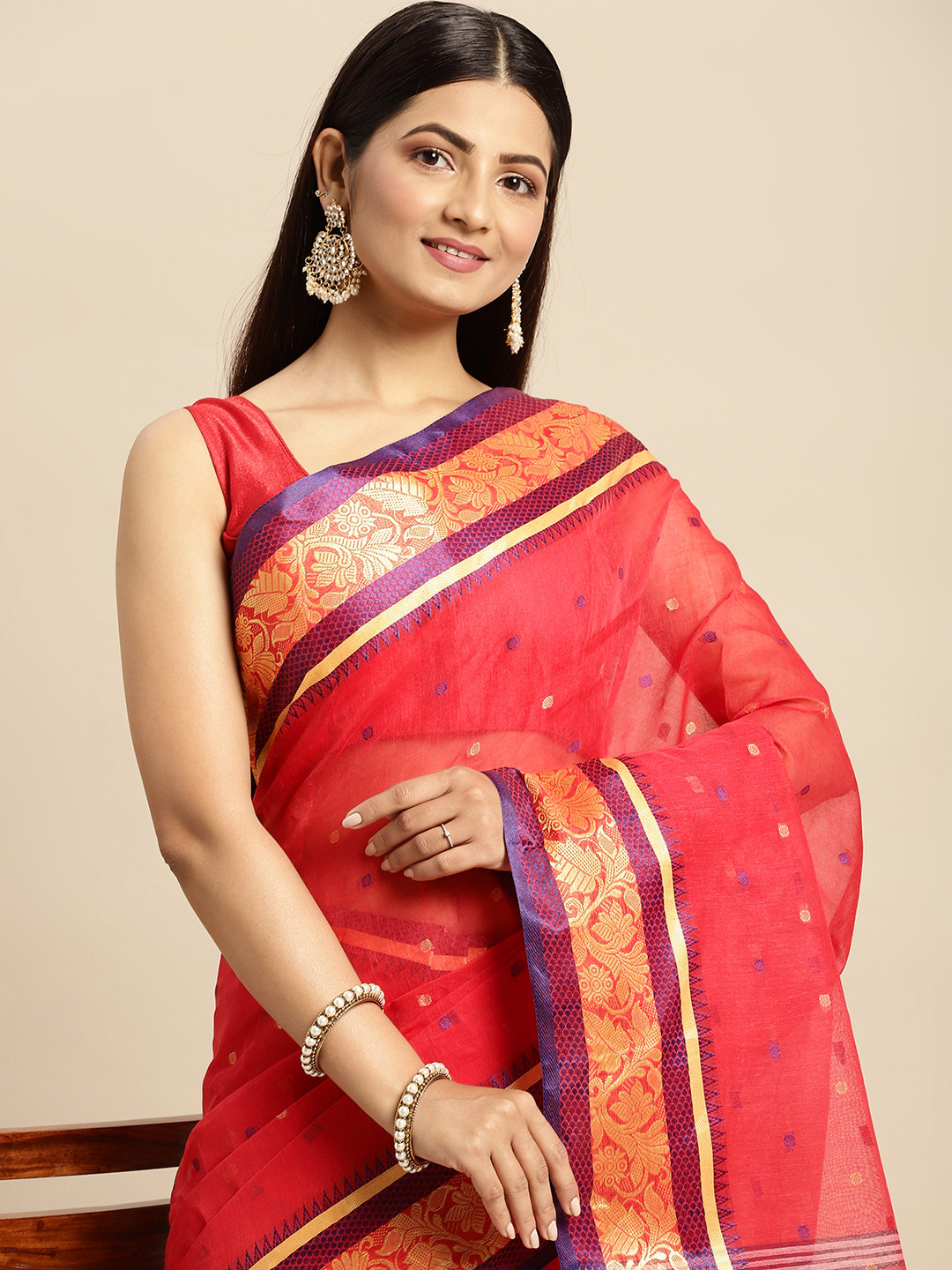 Buy DESH BIDESH Red Ethnic Motifs Pure Cotton Taant Saree - Sarees for ...