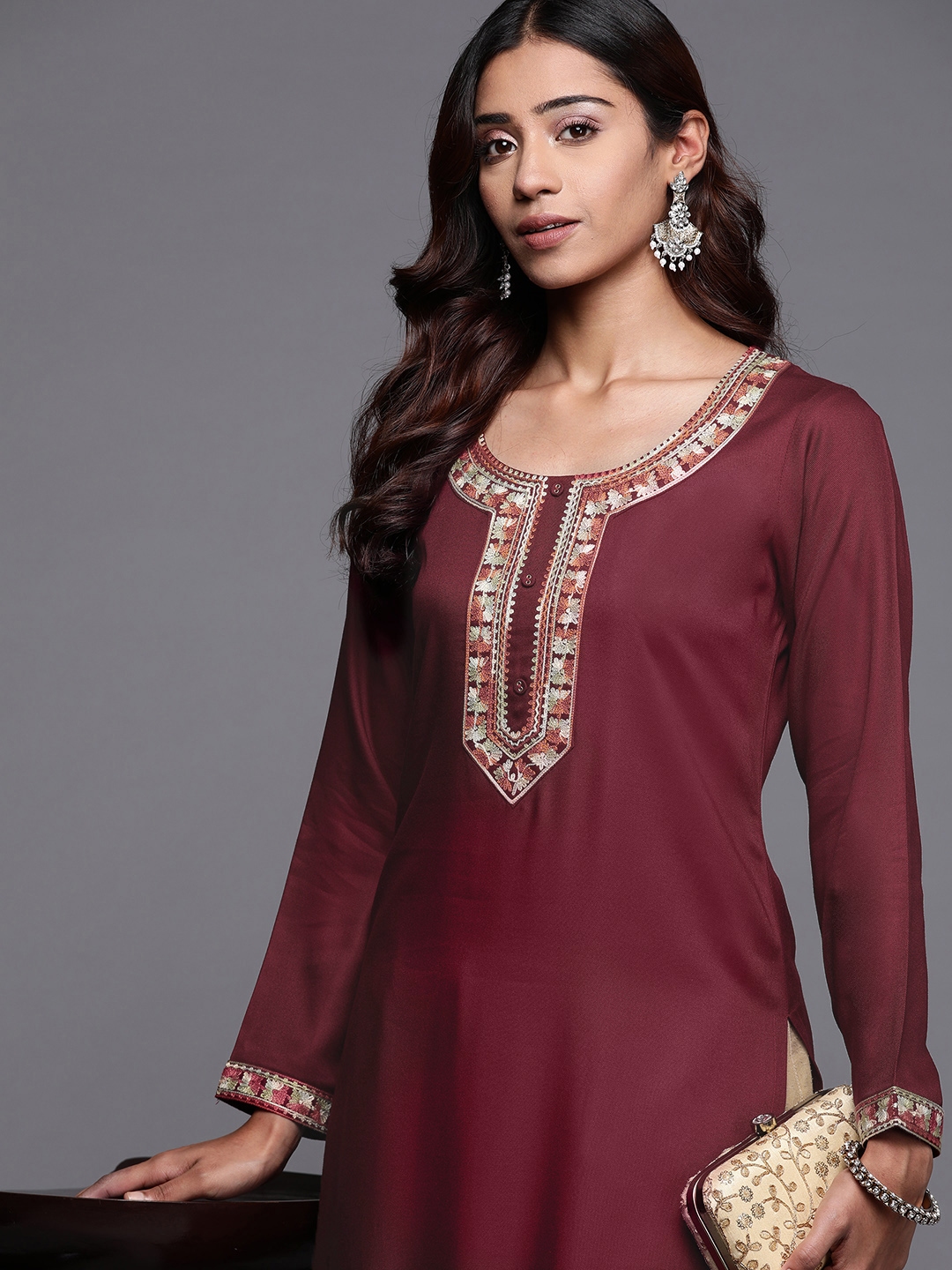 Buy Libas Women Maroon Pashmina Wool Floral Embroidered Thread Work