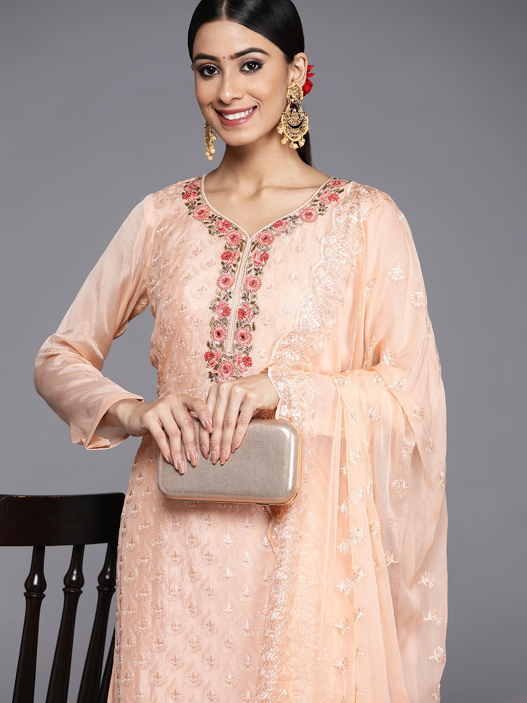 Buy Libas Women Peach Coloured Floral Embroidered Thread Work Kurta