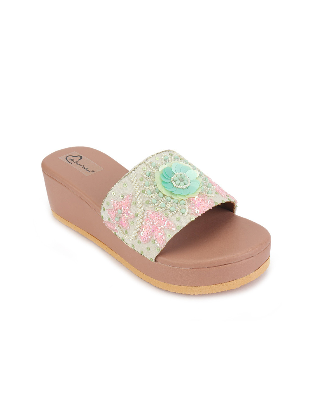 Buy The Desi Dulhan Women Nude Coloured & Pink Printed Ethnic Wedge ...