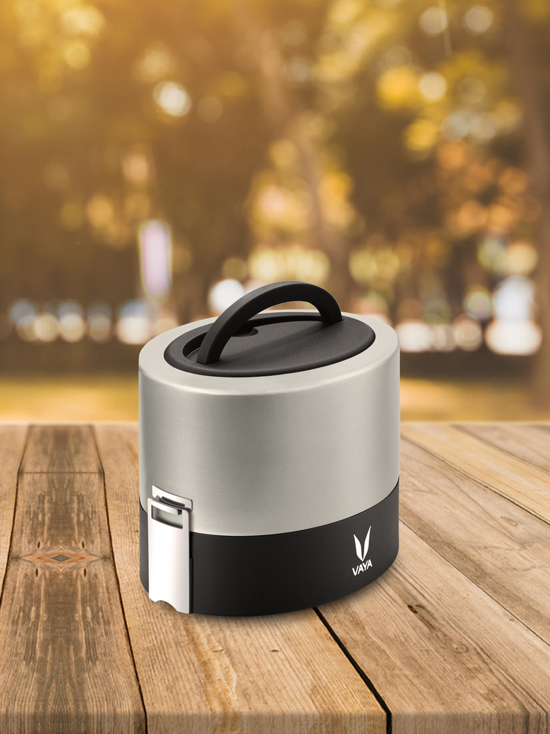 Buy Vaya Tyffyn Lyte Kids Silver Coloured Solid Lunch Box 600 Ml ...