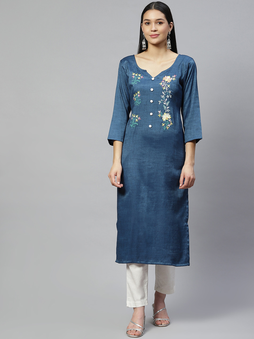 Buy Wabii Women Navy Blue Floral Embroidered Thread Work Kurta - Kurtas ...