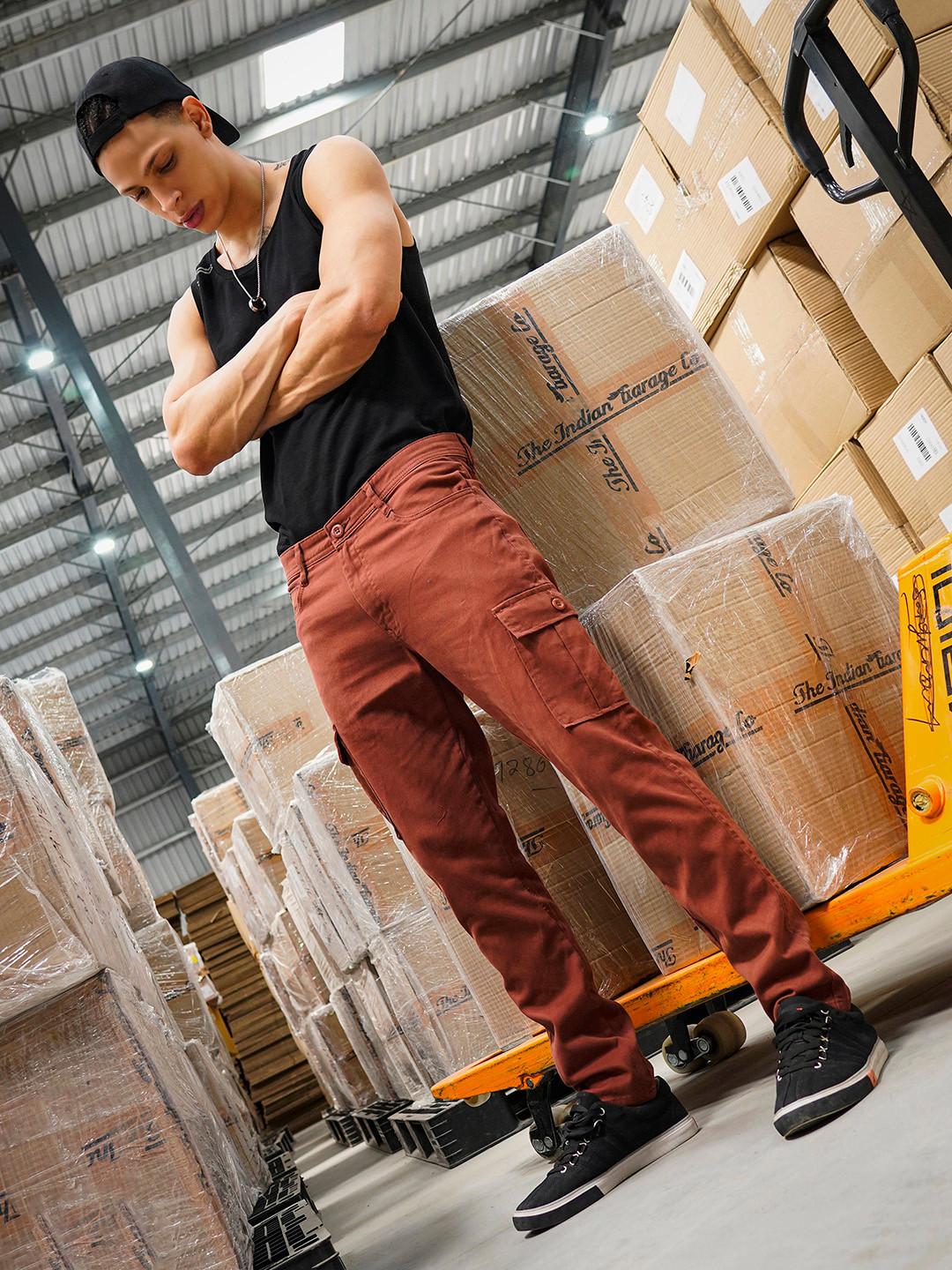 Buy The Indian Garage Co Men Brown Slim Fit Cargos Trousers - Trousers ...