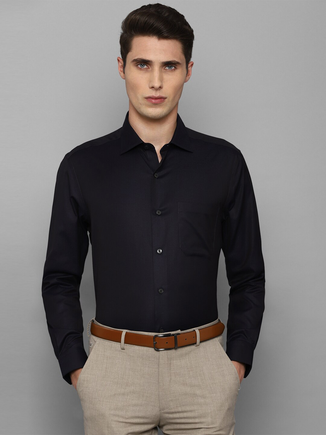 Buy Louis Philippe Gods & Kings Men Black Giza Cotton Formal Shirt ...