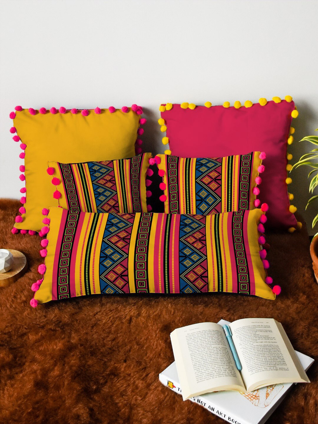 Buy Indigifts Geometric Printed Set Of 5 Cushions - Cushions for Unisex ...