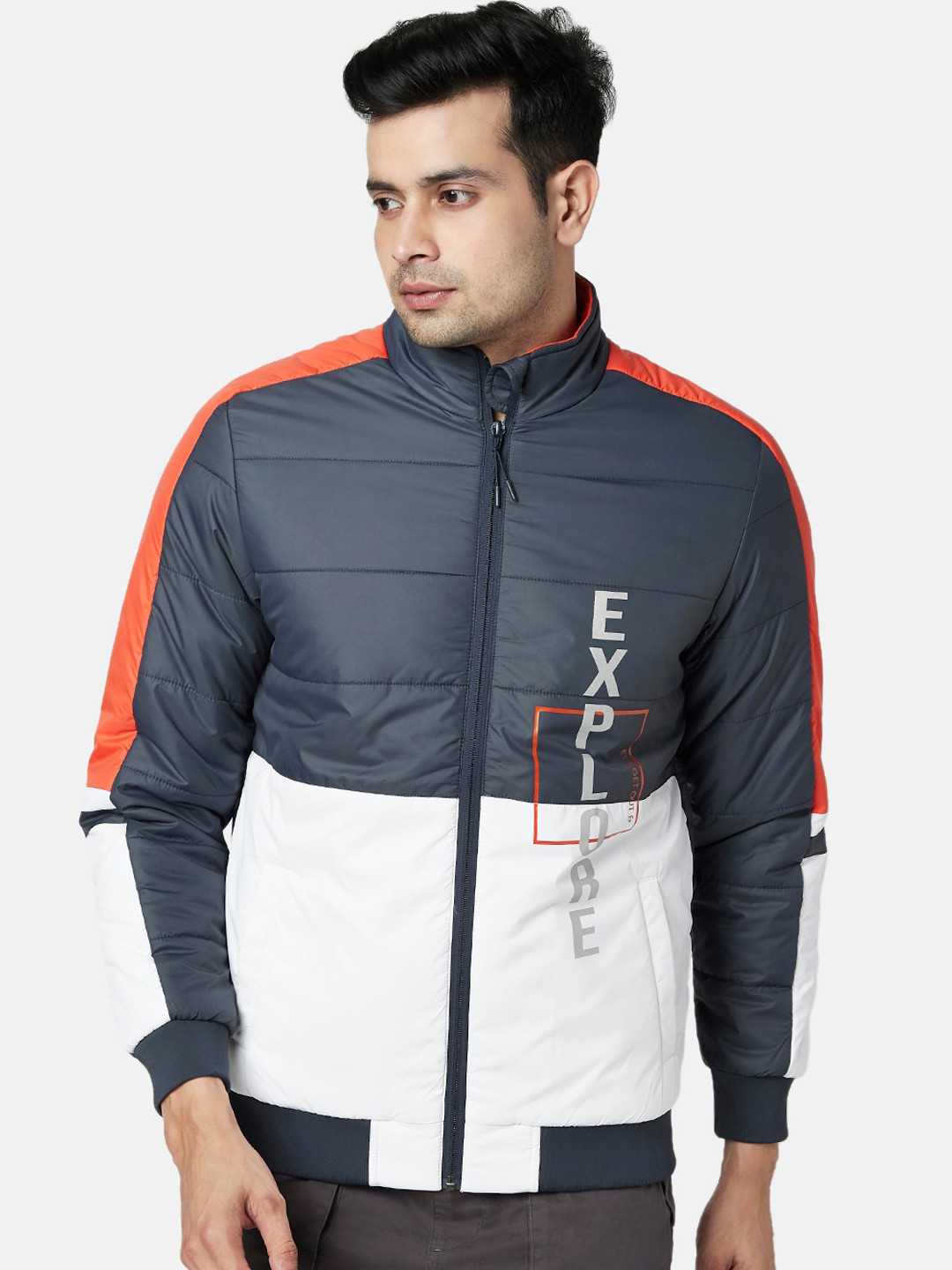 Buy Urban Ranger By Pantaloons Men Navy Blue & White Colourblocked ...