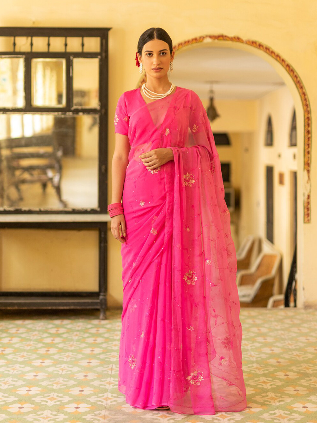Buy Geroo Jaipur Handcrafted Aari Work Chiffon Saree - Sarees for Women ...