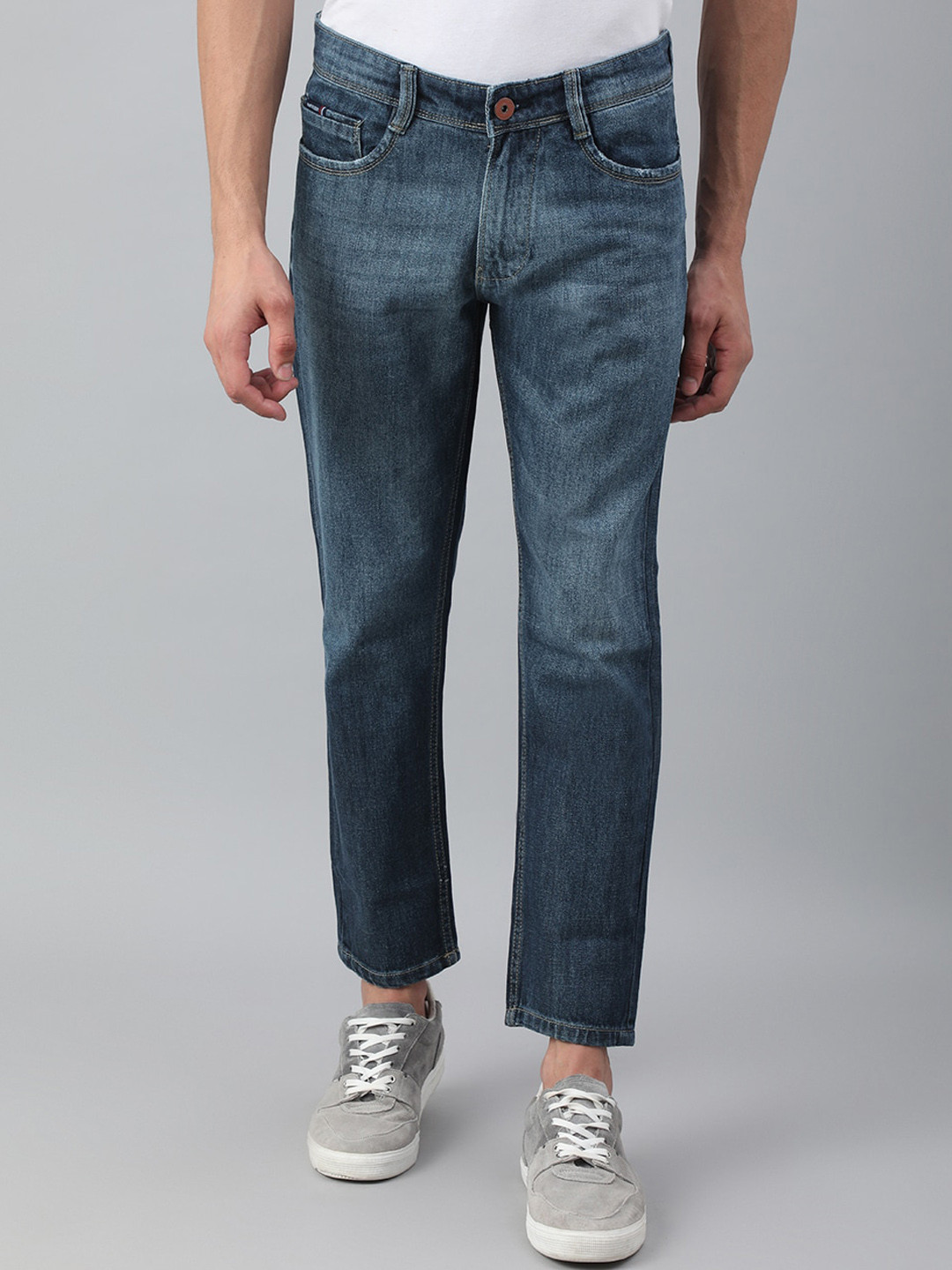 Buy Code 61 Men Blue Cotton Slim Fit Low Rise Light Fade Jeans - Jeans ...