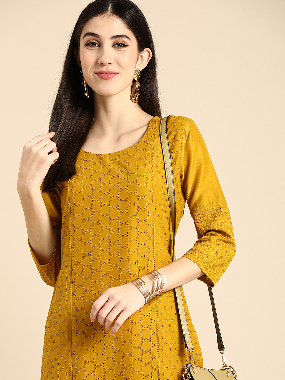 Buy Anouk Round Neck Regular Kurta - Kurtas for Women 20701722 | Myntra