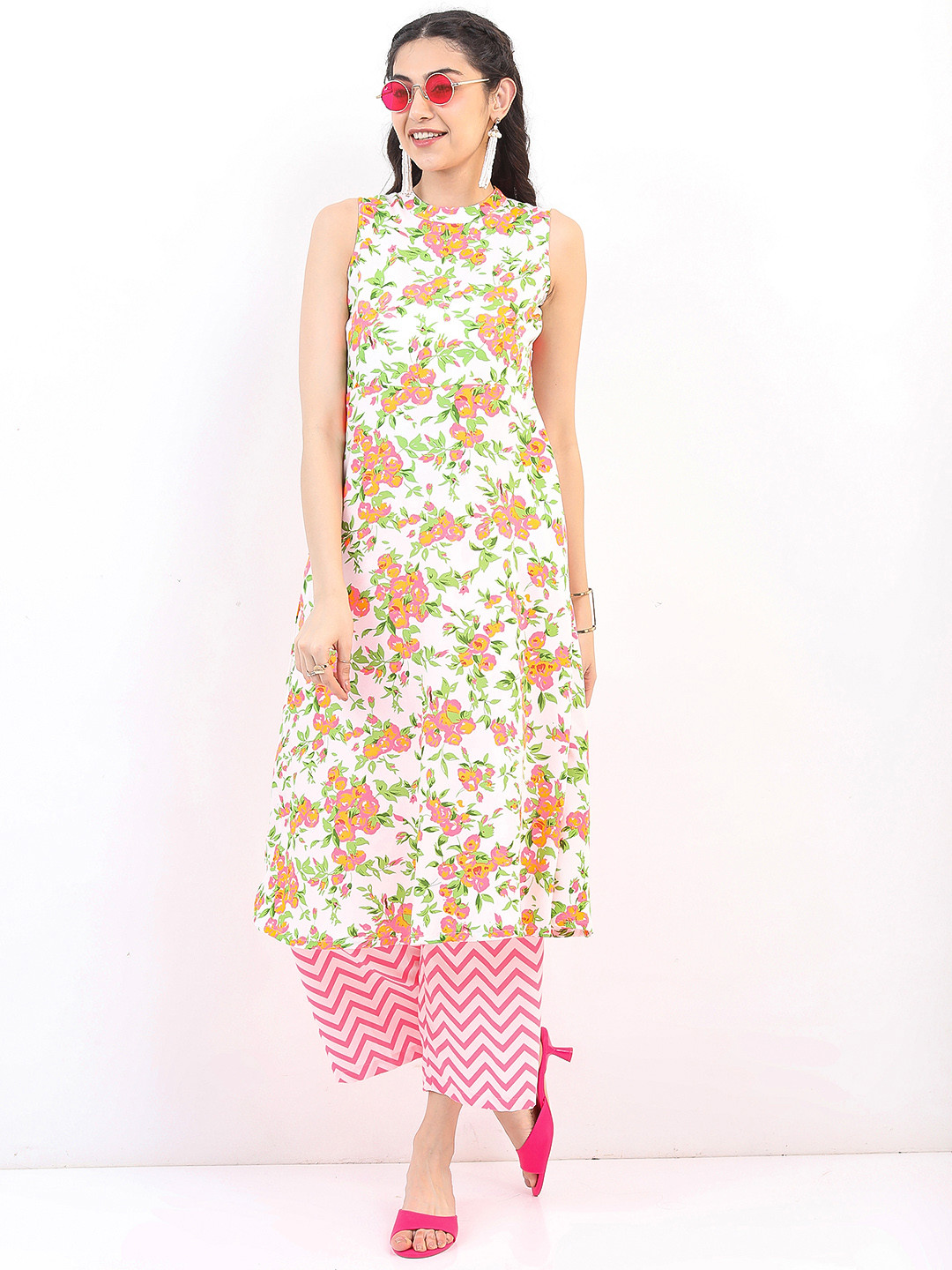 Buy Vishudh Women Off White Floral Printed Kurta With Palazzos - Kurta ...