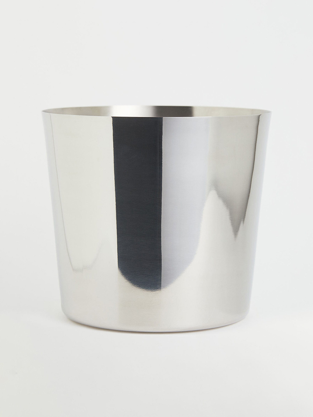 Buy H&M Silver Colored Solid Large Metal Plant Pot - Planters for ...