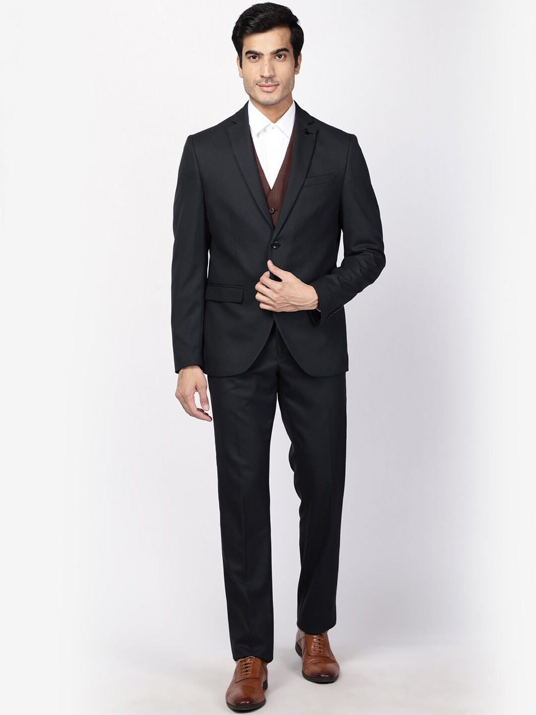 Buy Blackberrys Men Black Solid Slim Fit Single Breasted Three Piece ...