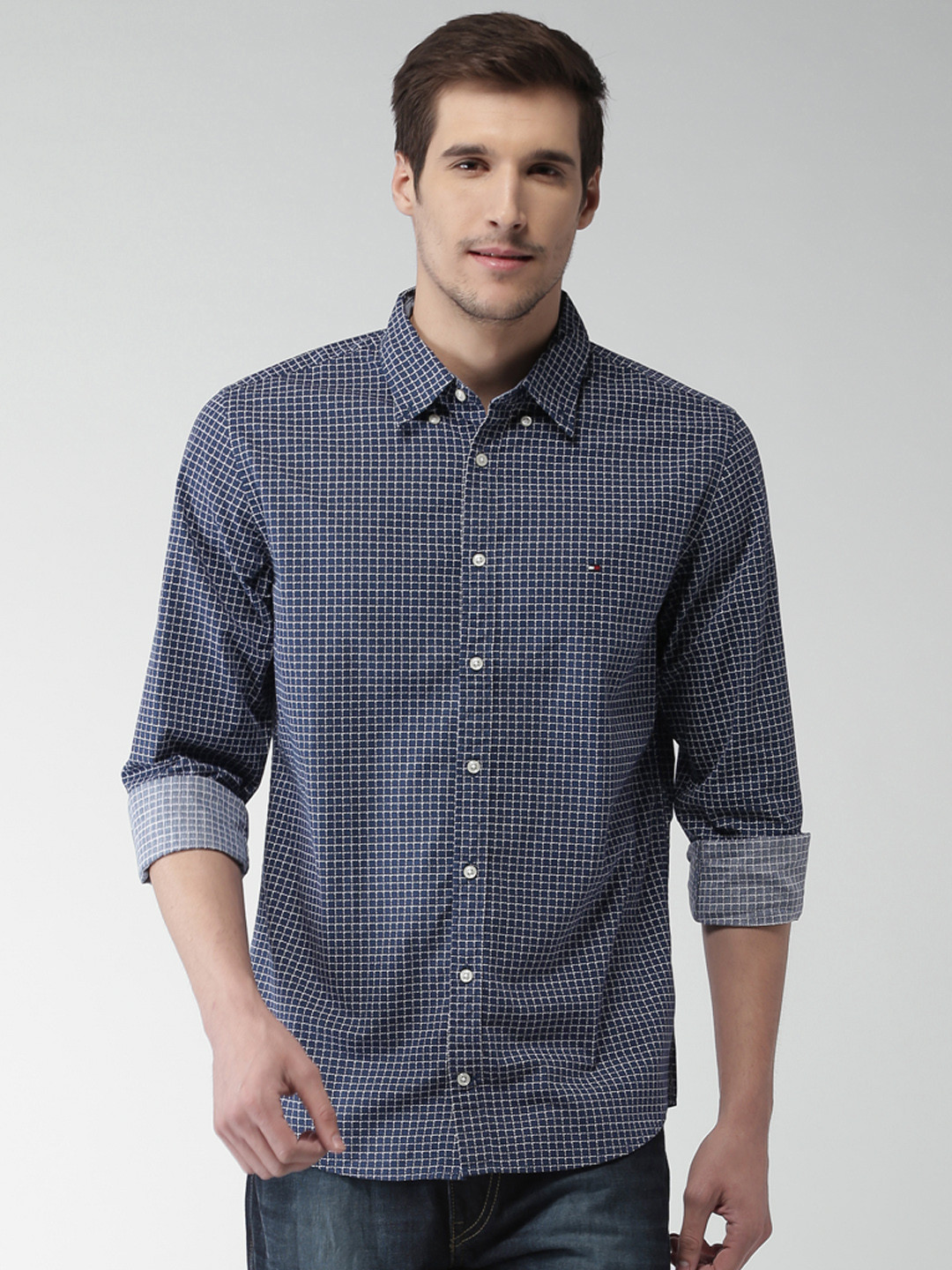 Buy Tommy Hilfiger Men Navy & White New York Slim Fit Checked Casual ...