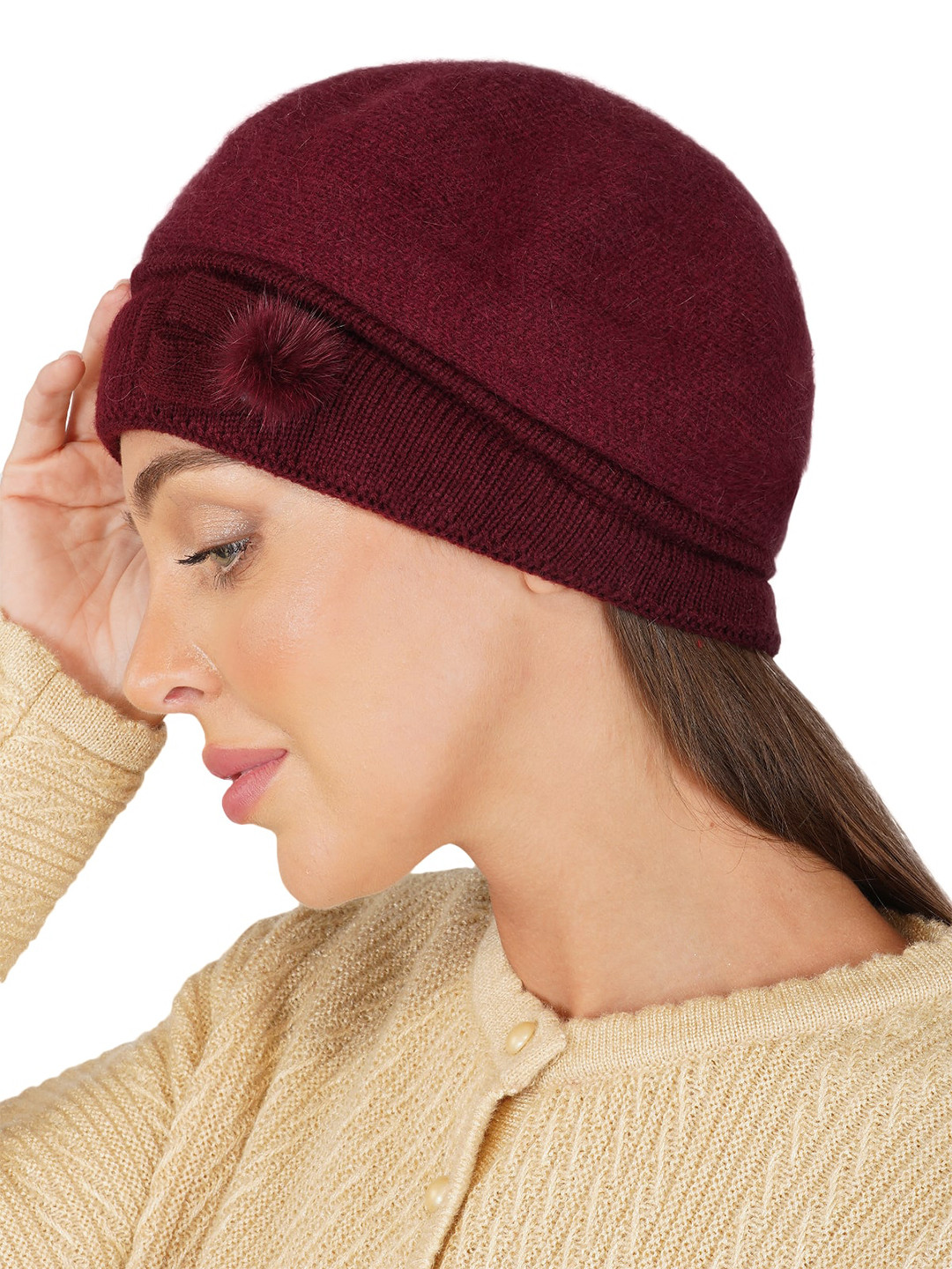 Buy ISWEVEN Women Maroon Slouchy Beanie - Caps for Women 20755734 | Myntra