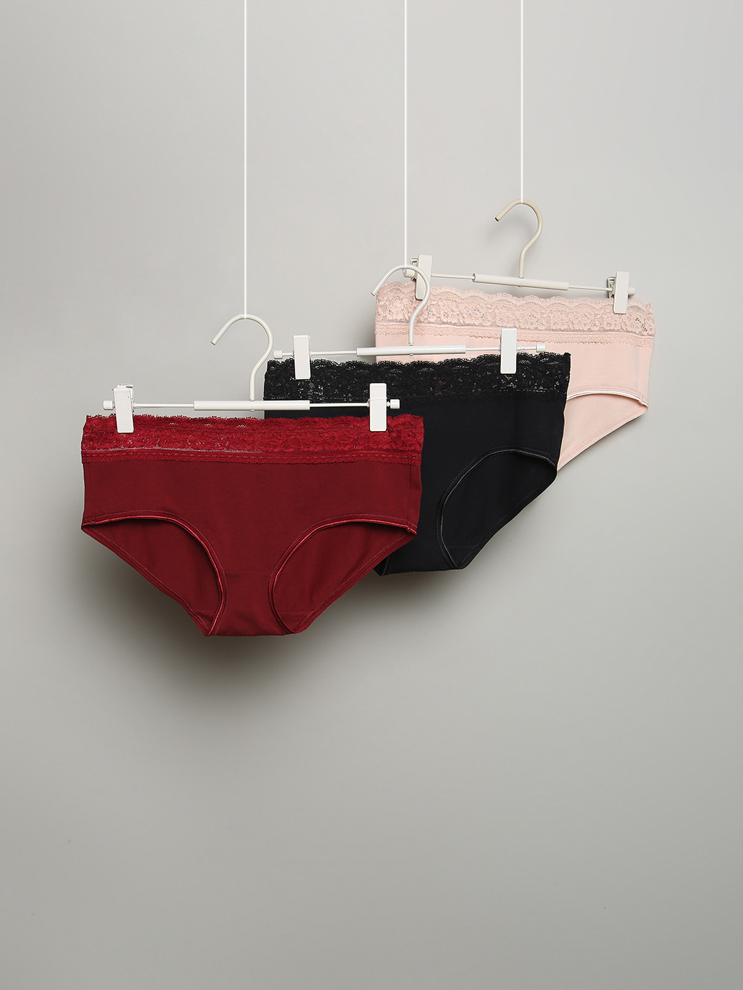 Buy Vero Moda Intimates Women Pack Of 3 Self Design Anti Bacterial ...