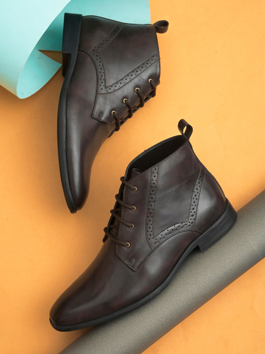 Buy INVICTUS Men Brown Solid Boots - Boots for Men 20826862 | Myntra