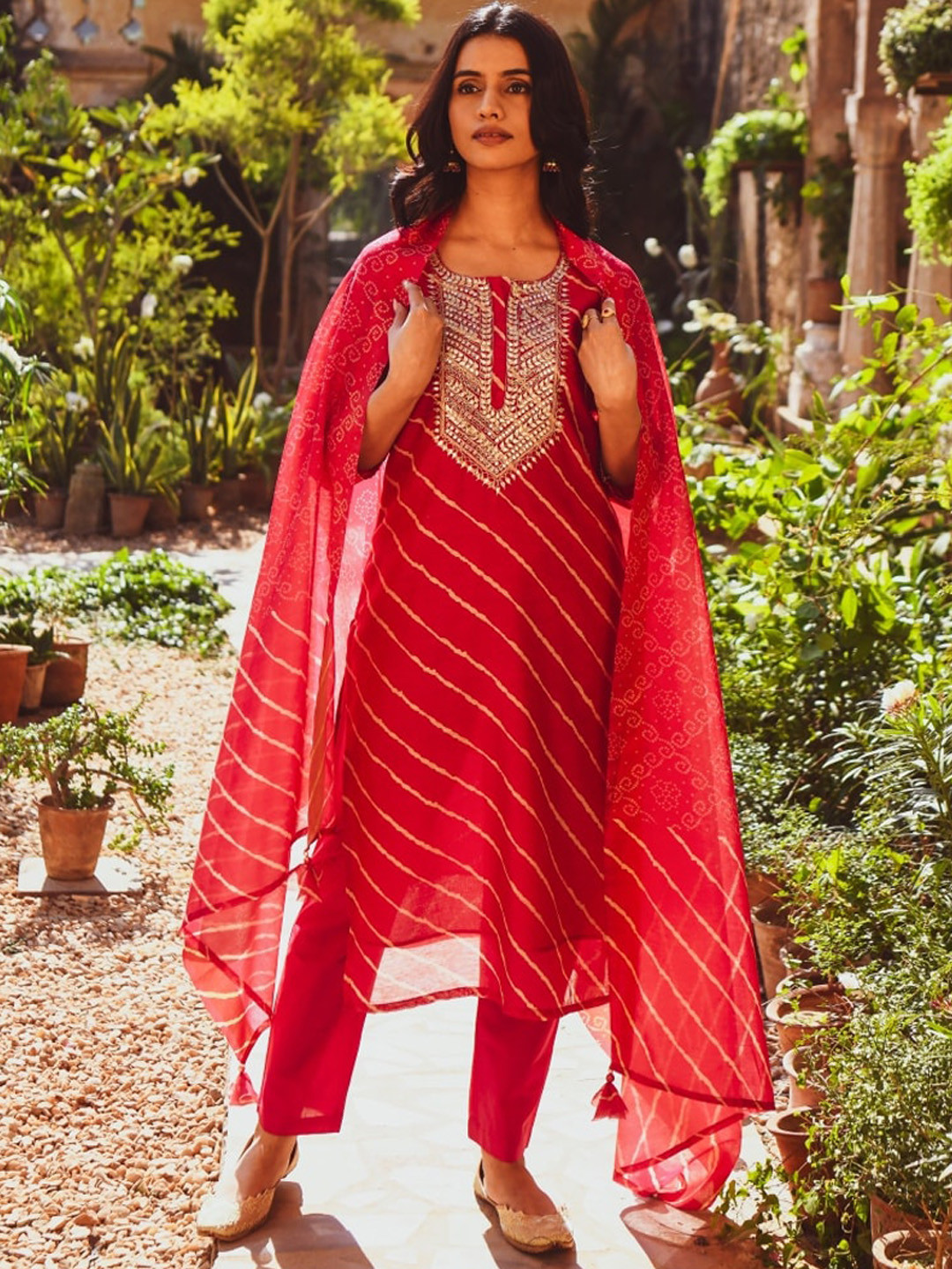 Buy KARAJ JAIPUR Women Pink Leheriya Embroidered Kurta With Trousers ...