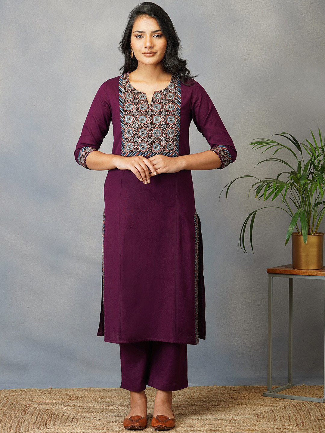 Buy AKISO Floral Yoke Design Ajrak Embroidery Straight Kurta - Kurtas ...