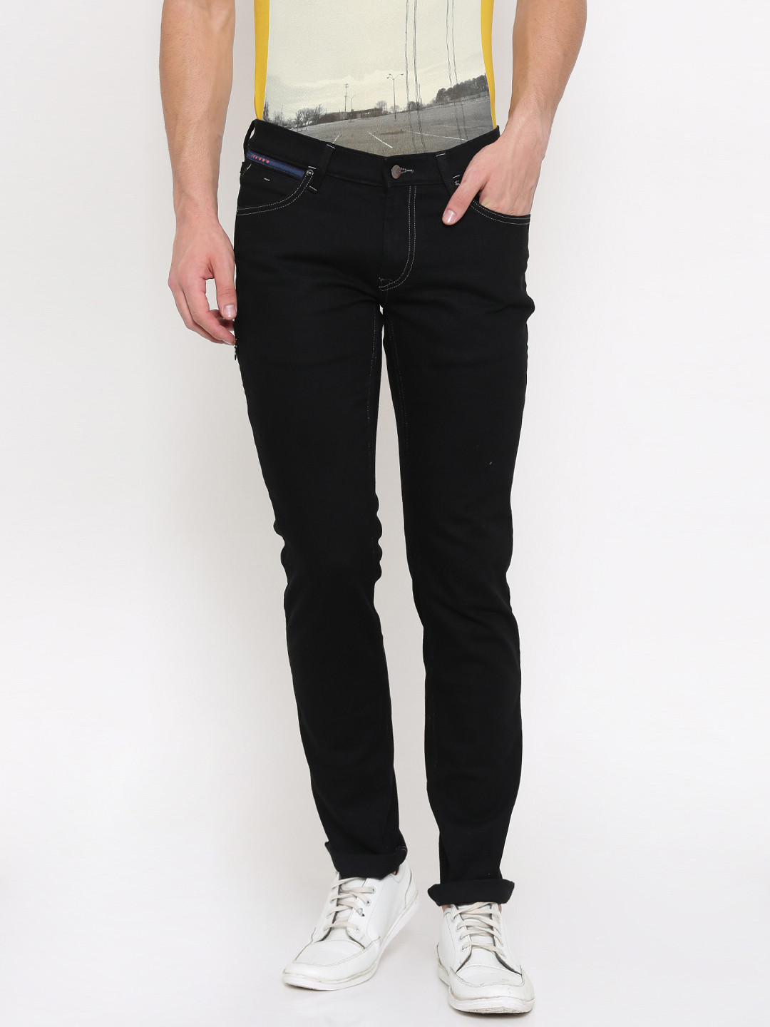 Buy Lee Men Black Bruce Skinny Fit Low Rise Clean Look Stretchable ...