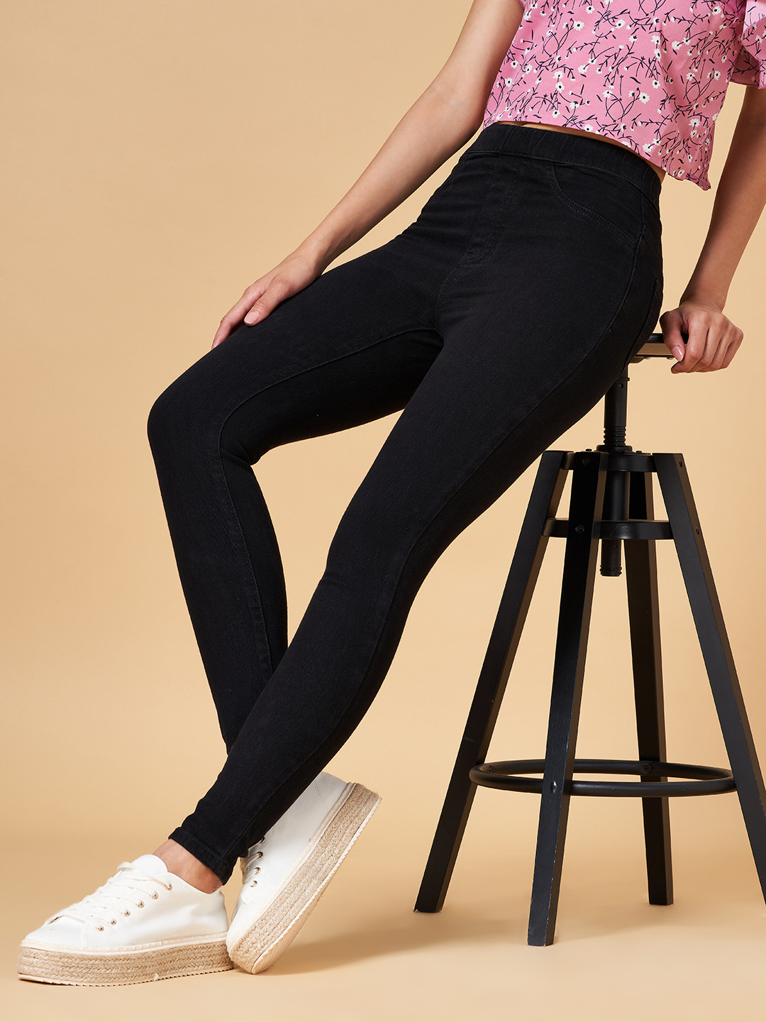 Buy YU By Pantaloons Women Black Skinny Fit Woven Jeggings - Jeggings ...