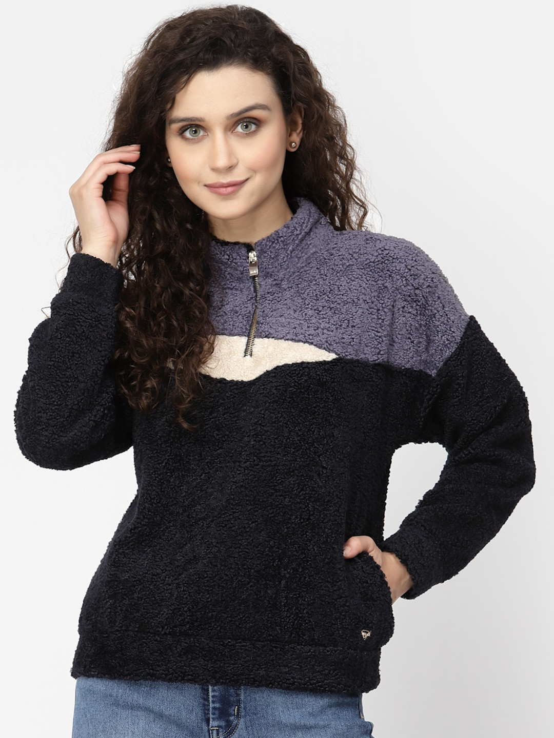 Buy Juelle Women Black & Green Colourblocked Fleece Pullover - Sweaters ...
