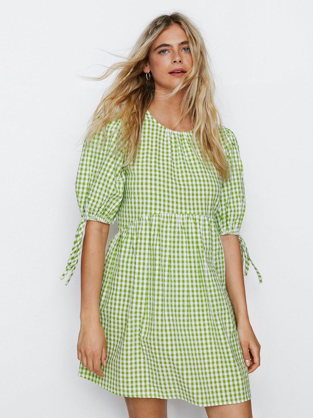 Buy Nasty Gal Green And White Pure Cotton Gingham Checked Smocked Mini Dress Dresses For Women