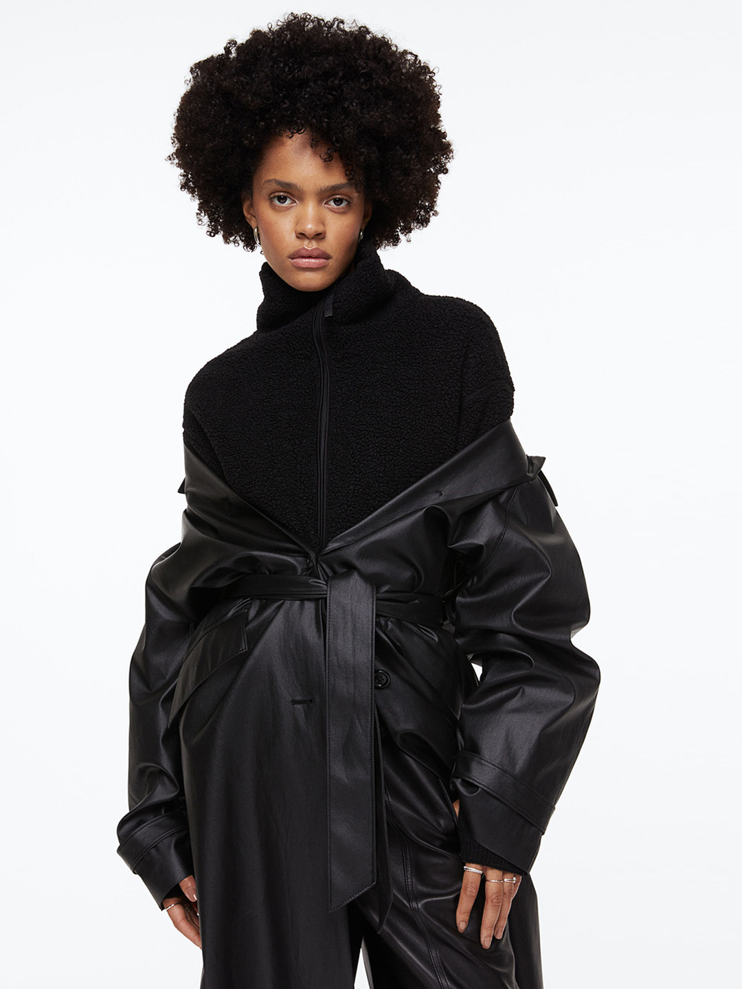 Buy H&M Women Black Teddy Jacket - Jackets for Women 20959858 | Myntra