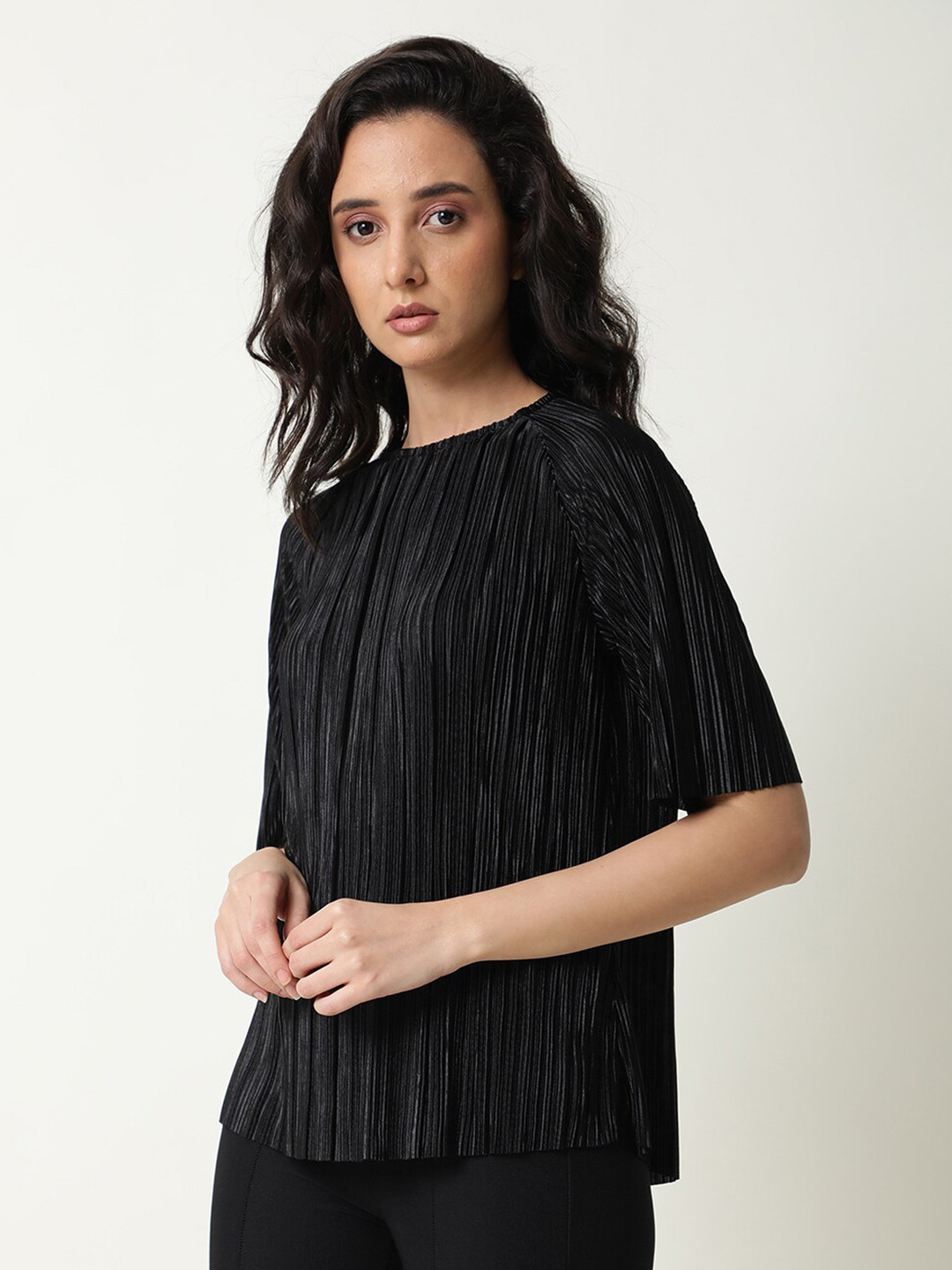 Buy RAREISM Black Accordion Pleats Top - Tops for Women 20982878 | Myntra