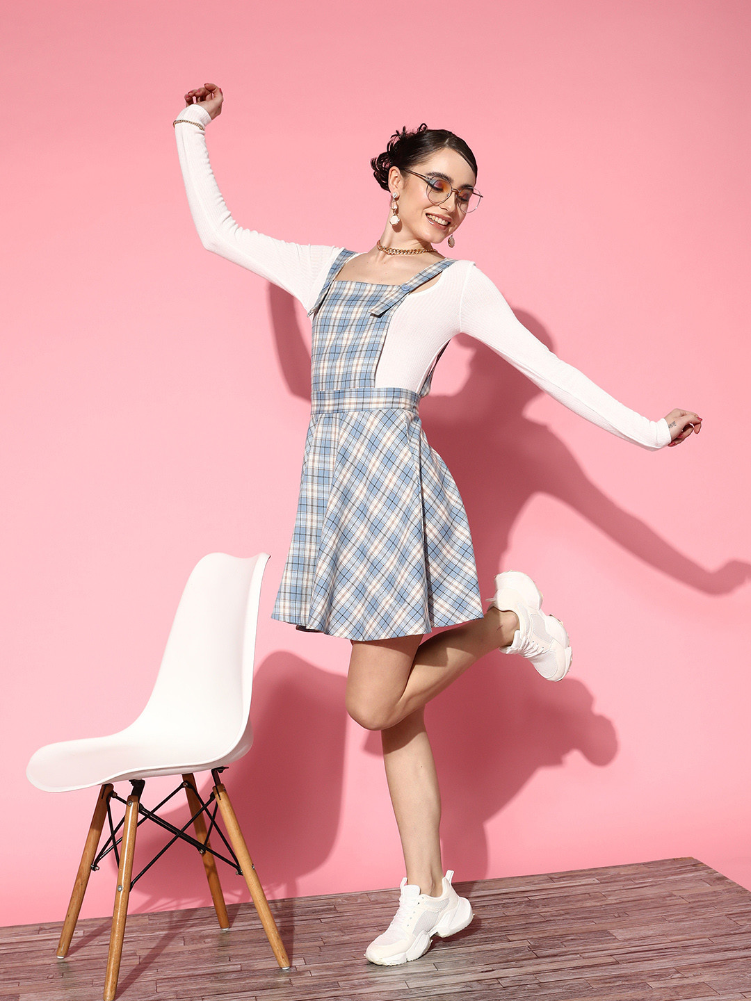 Buy Berrylush Blue & White Checked Crepe Pinafore Mini Dress - Dresses ...
