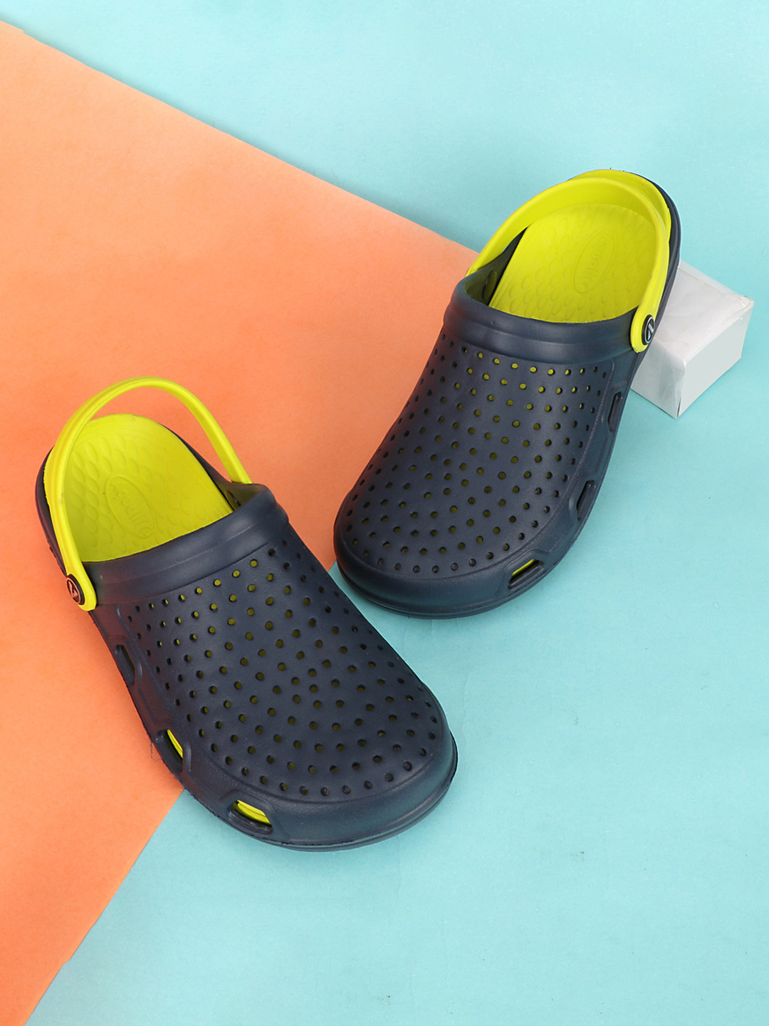 Buy Aqualite Men Croslite Clogs - Flip Flops for Men 21062020 | Myntra