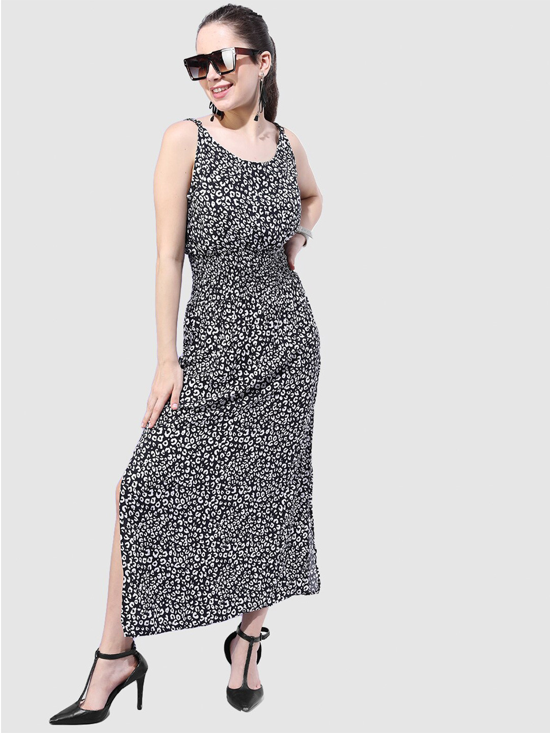 Buy Freehand By The Indian Garage Co Printed Round Neck Maxi Dress ...