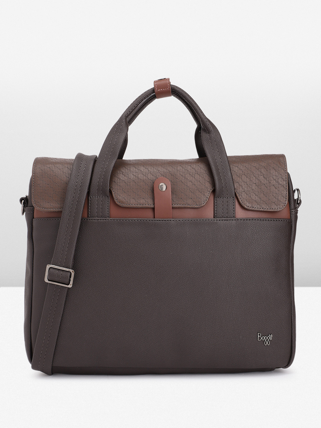 Buy Baggit Men Colourblocked & Textured Laptop Bag - Laptop Bag for Men ...