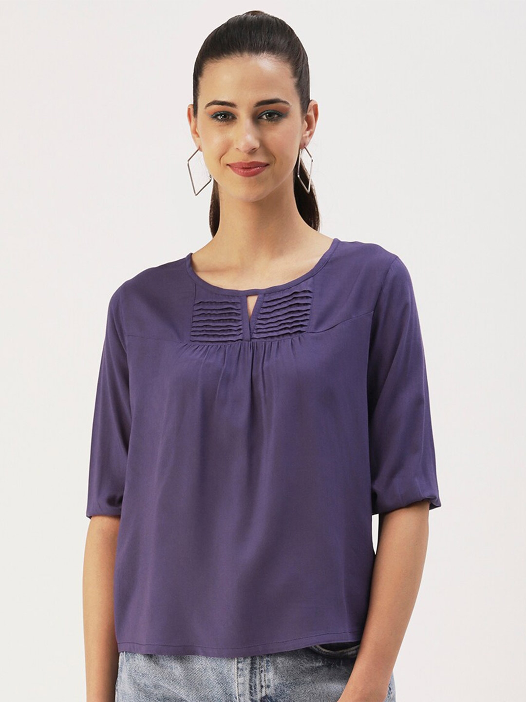 Buy Dressberry Woman Solid Keyhole Neck Top Tops For Women 21125014