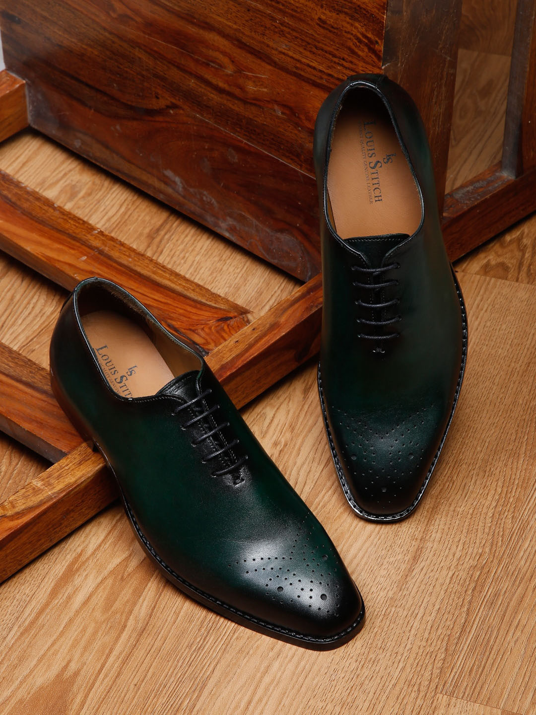 Buy LOUIS STITCH Men Textured Italian Leather Green Formal Derbys ...