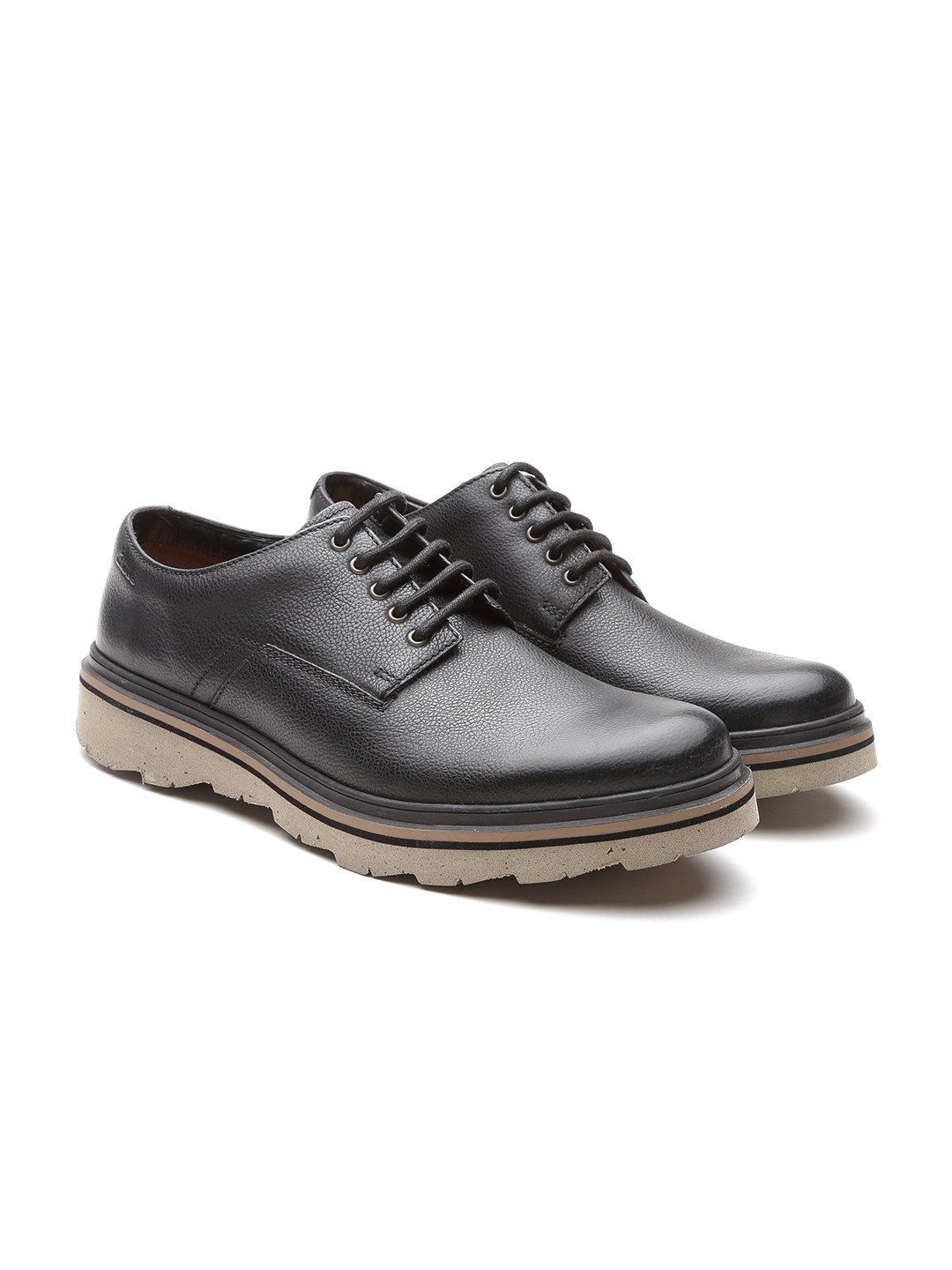 Buy Clarks Men Black Leather Derbys - Casual Shoes for Men 2116216 | Myntra